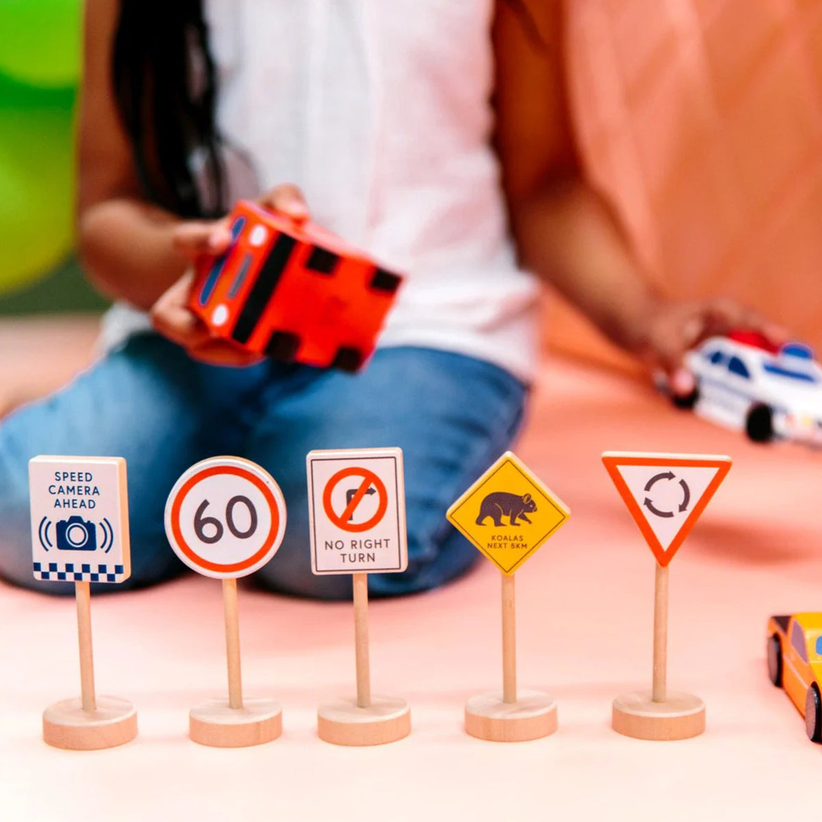 ICONIC TOY - LOOSE CHANGE AUSSIE ROAD SIGNS – Lamington Noosa